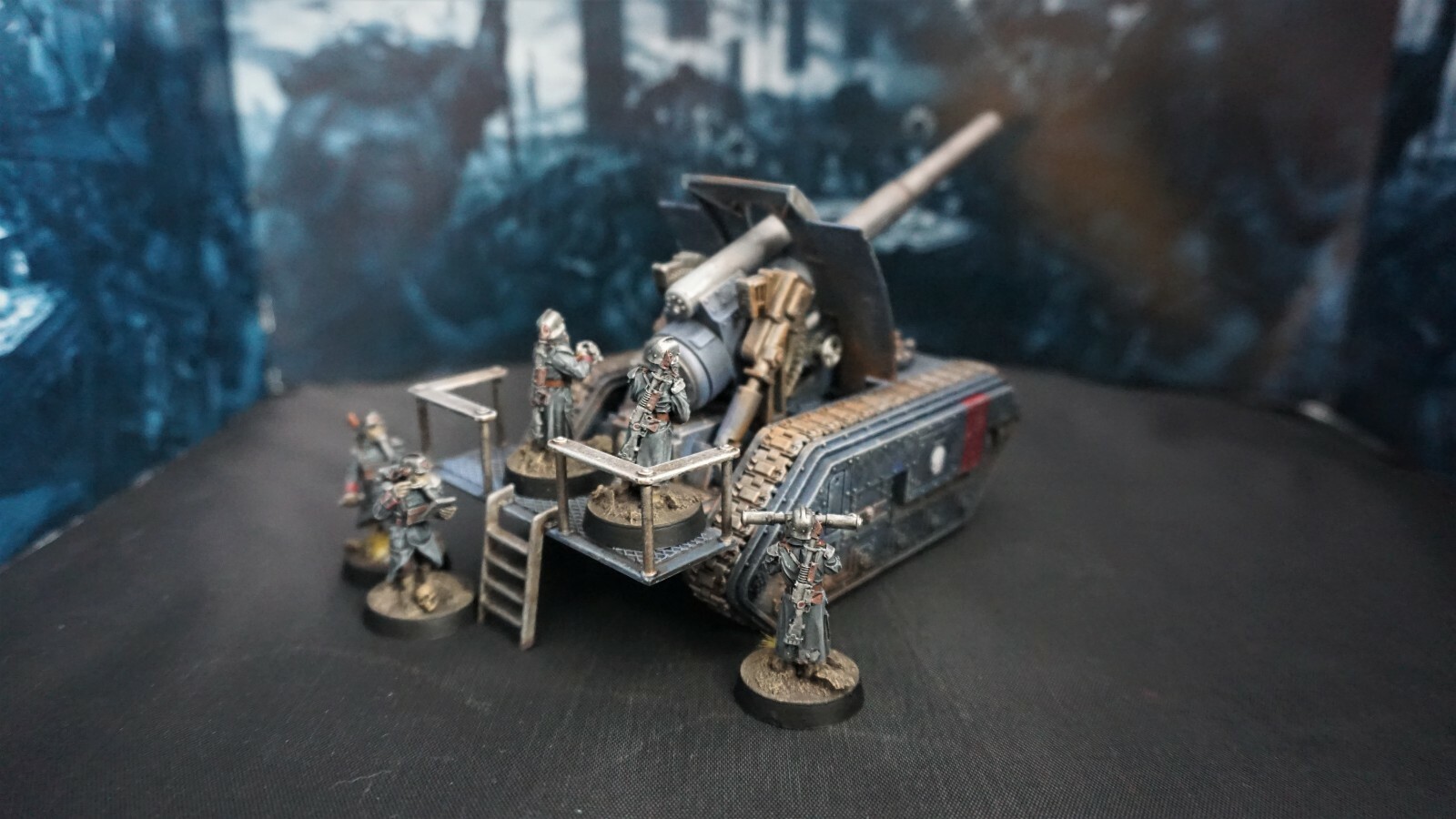 Death Korps of Krieg Basilisk + Heavy Artillery Crew painted Warhammer ...