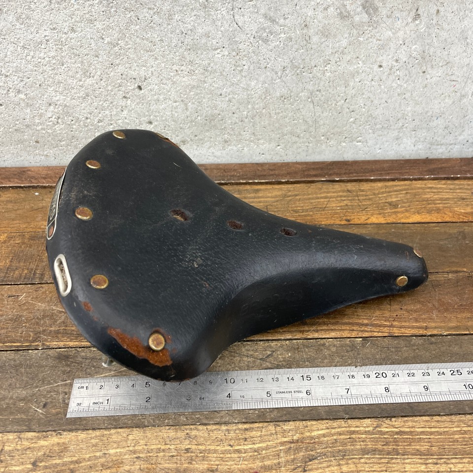 Vintage Brooks B72 Seat Saddle Randonneur Springer 4 Rail Spring Wide ...