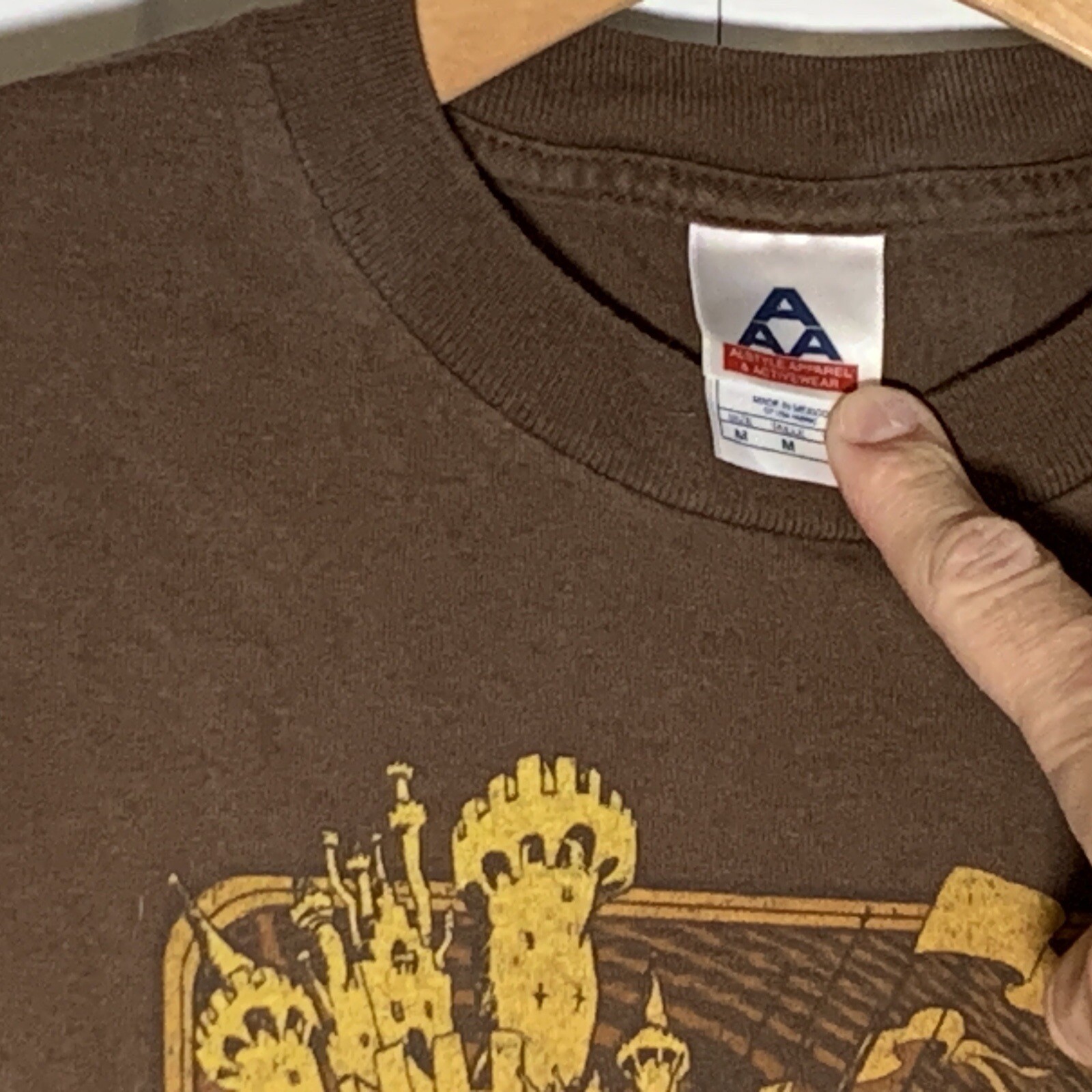 Monty Python And The Holy Grail Graphic Shirt Sz M - Gem