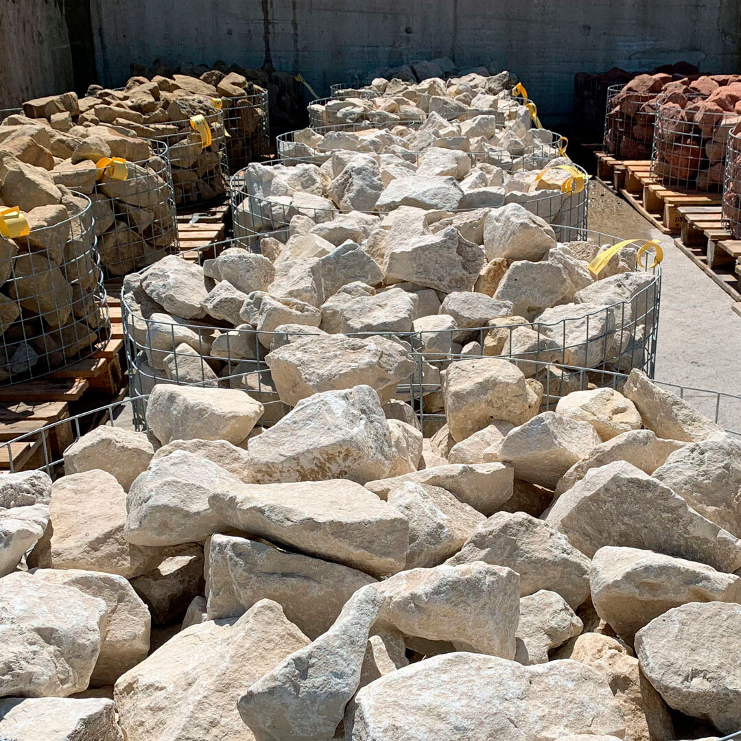 Cotswold Decorative Aggregate Rockery Garden Stone Pieces 100-200mm ...