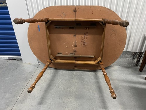 Cochrane solid oak “Georgetown” dining table set and five chairs | eBay