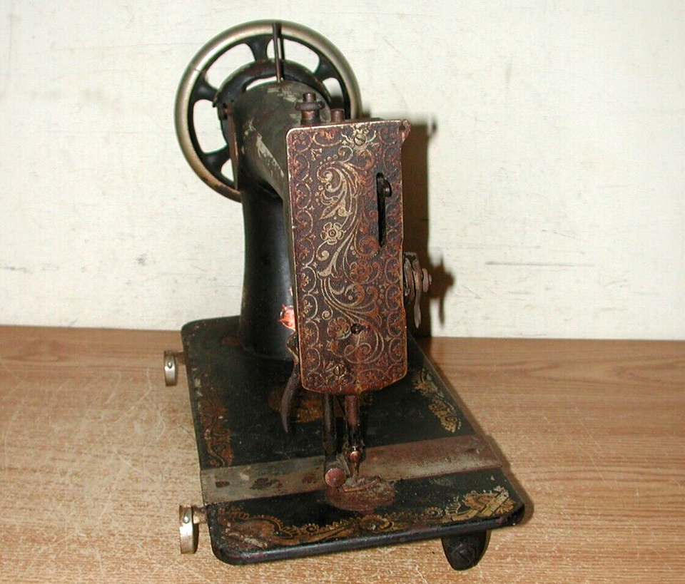 ANTIQUE 1890S SINGER EGYPTIAN SPHINX TREADLE SEWING MACHINE HEAD K25100 ...
