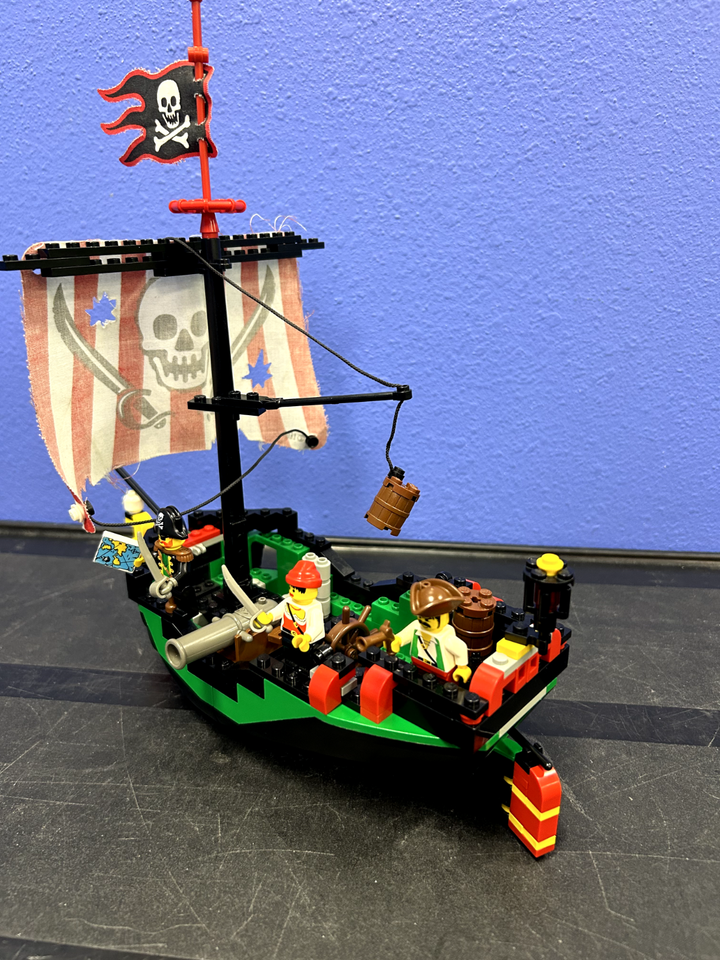 Lego Pirates Vintage Cross Bone Clipper 6250 NO Box NO Instructions | eBay