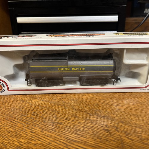 Vintage BACHMANN HO Railroad Train Car LOCOMOMTIVE FUEL TENDER CAR IN ...