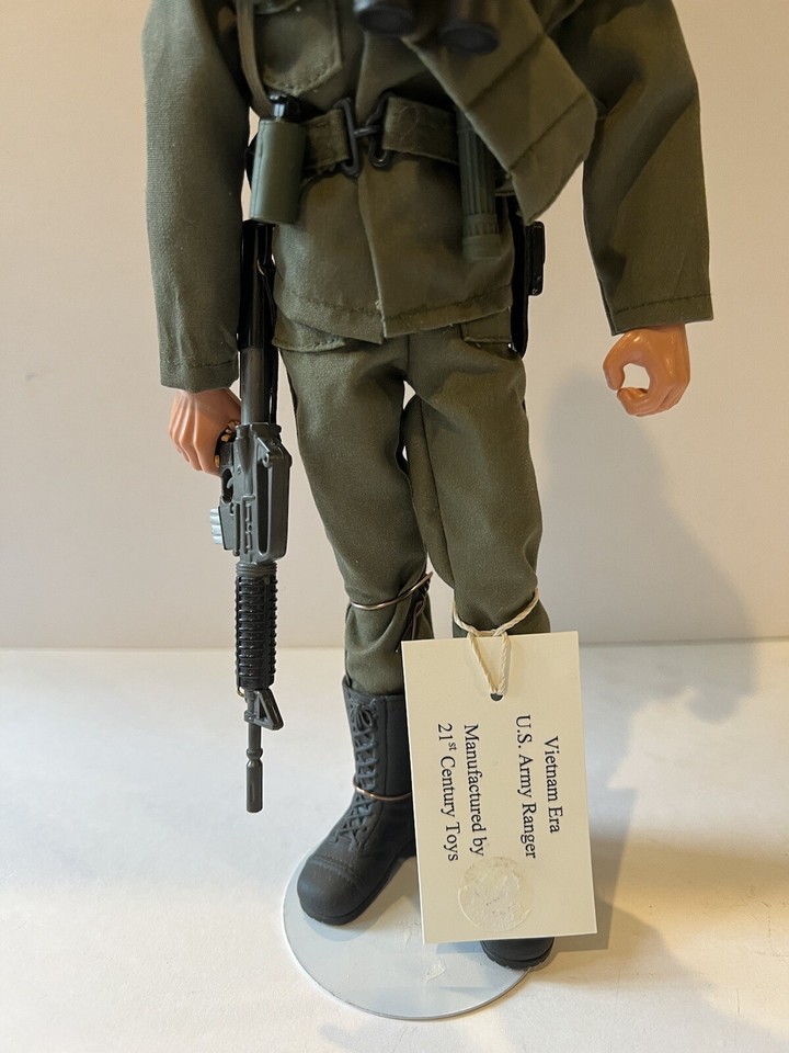 U.S. Army Ranger --21st Century Ultimate Soldier -- 12 inch Action ...