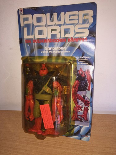 Revell/Ceji Power Lords Extra-Terrestrial Warriors GGRIPPTOGG Figure ...