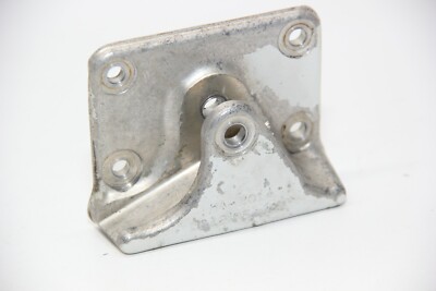 Cessna 320 Right Hand Truss Drag Brace Retainer, P/N: 0842105-2 | eBay