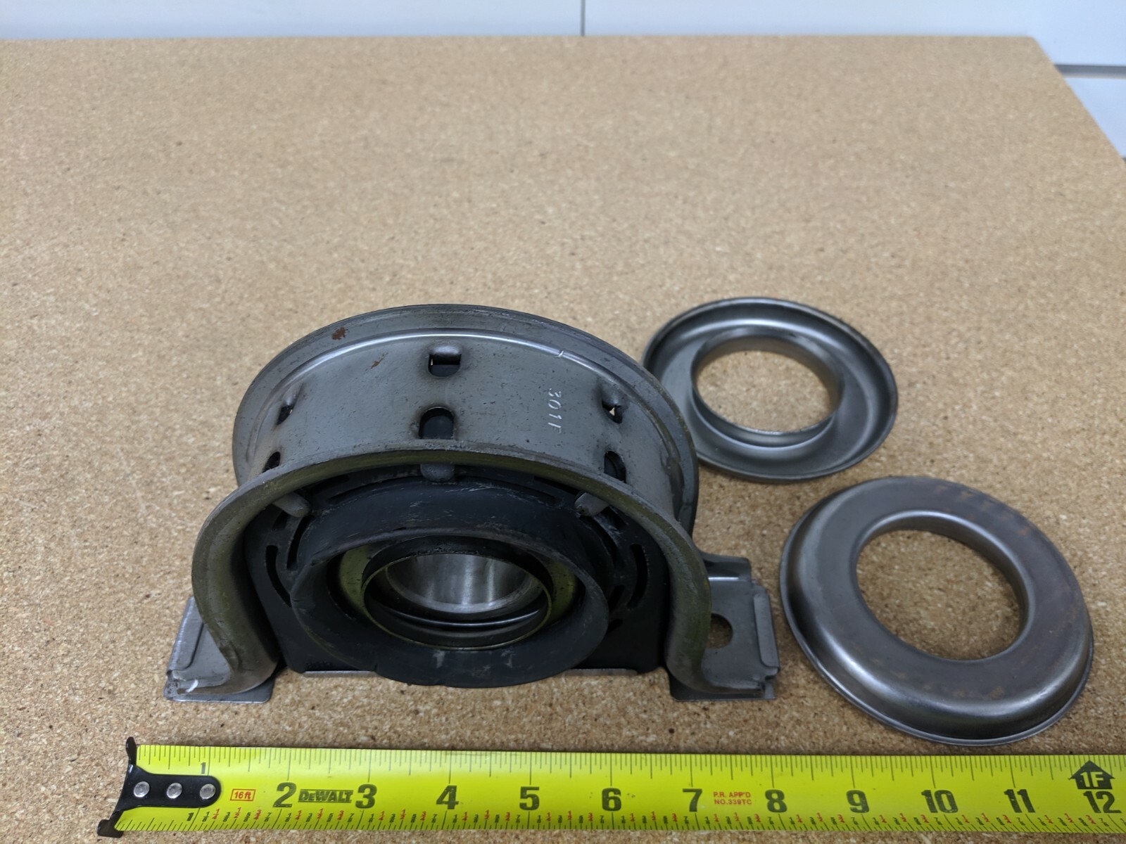 1410 Series Center Bearing Excel# EM69040 Ref# Dana Spicer 210391-1X ...