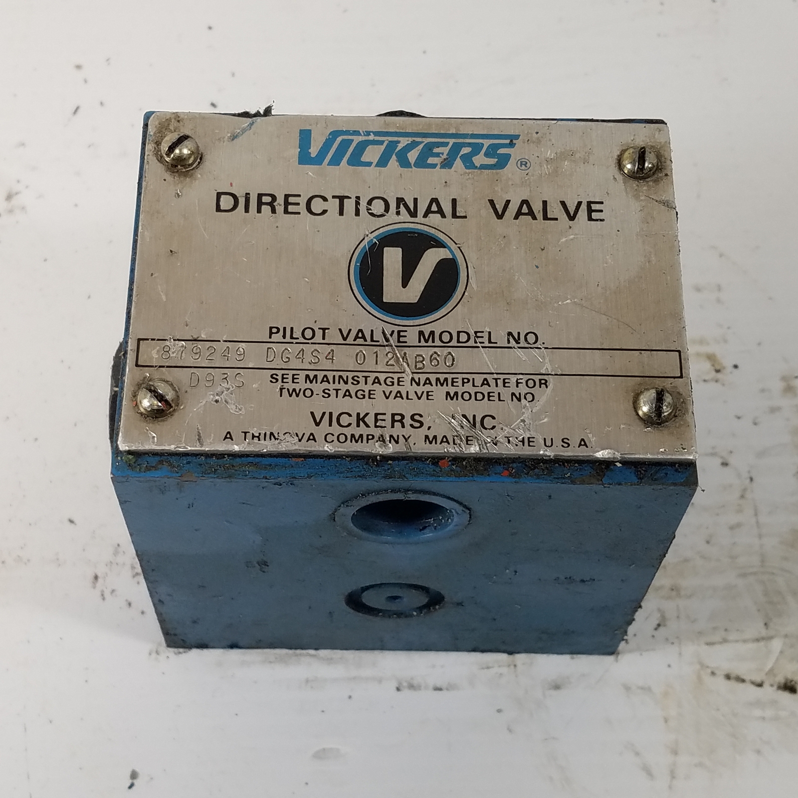 Vickers Directional Valve 879249 DG4S4 012AB60 | eBay