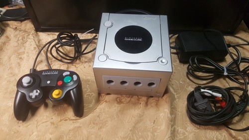 Rare Chipped Qoob Gamecube with genuine controller and cords bundle | eBay
