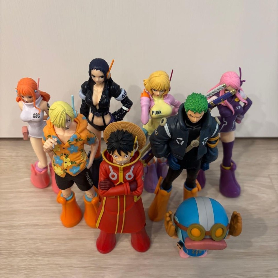 One Piece DXF Egghead Figure Set 8 - Luffy, Zoro, Nami, Sanji, Robin ...