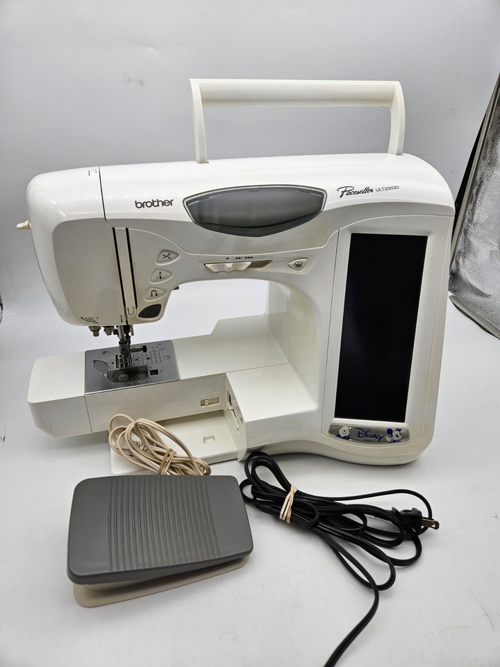 READ! Brother Disney ULT2003D Pacesetter Disney embroidery & sewing ...