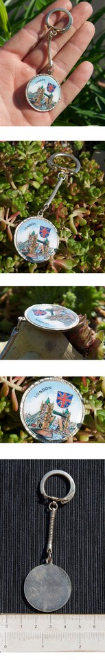 NICE VINTAGE ENAMEL AUTOMOBILE CAR KEYCHAIN # TOWER BRIDGE LONDON ...