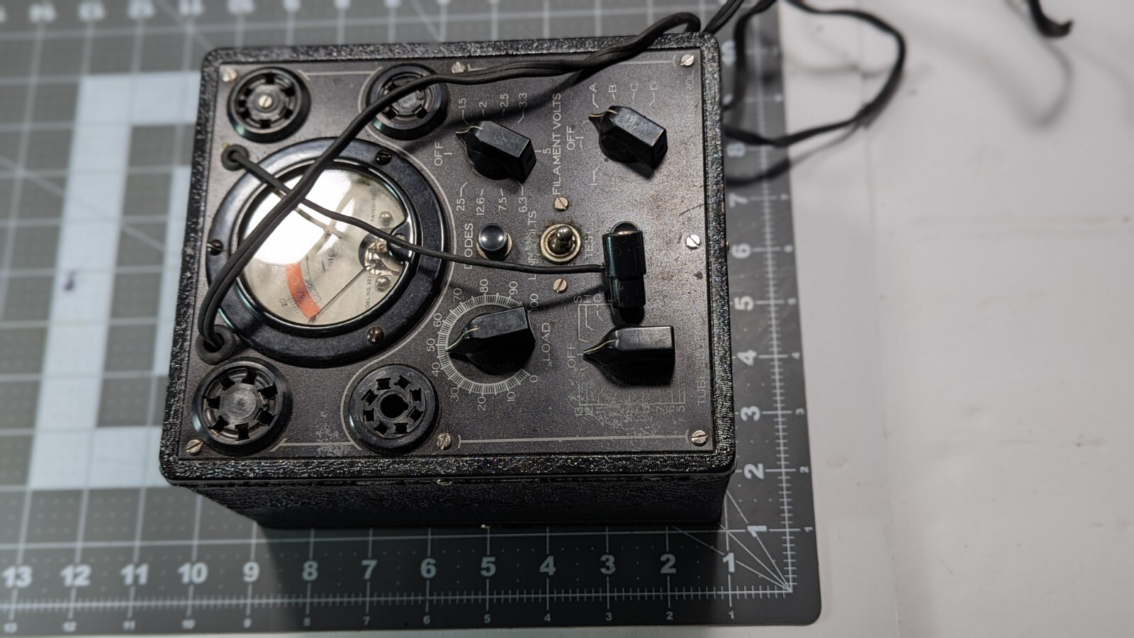 Triplett Tube Tester Model 1210 A Powers on Vintage Ham Radio Tubes | eBay