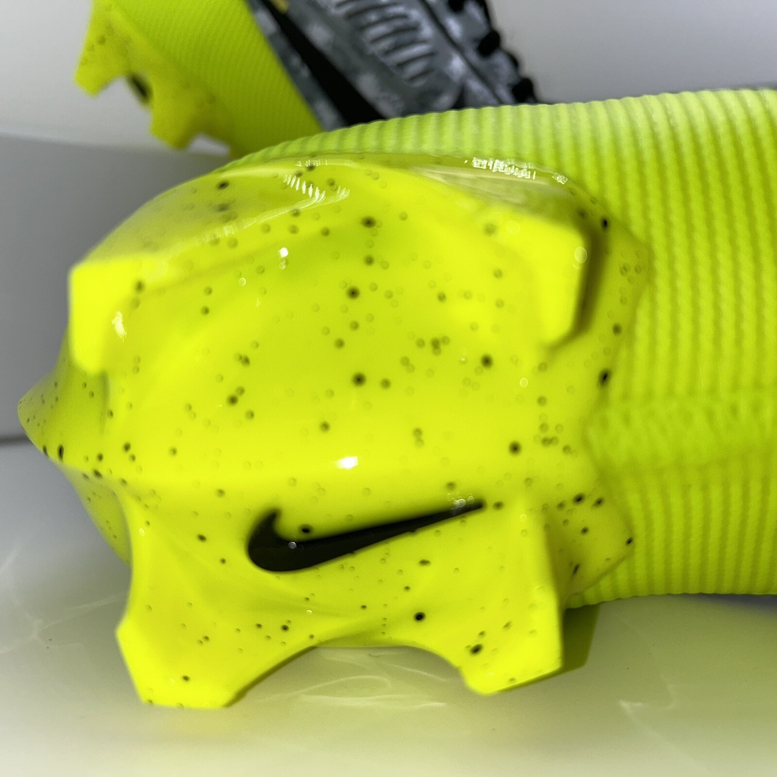Nike Vapor Edge Pro 360 2 Football Cleats Black Lime Green Mens 10 ...