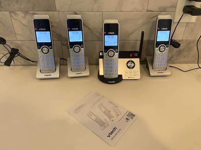 VTech IS8121-4 Cordless Phone System 4 Handsets Long Range Bluetooth ...