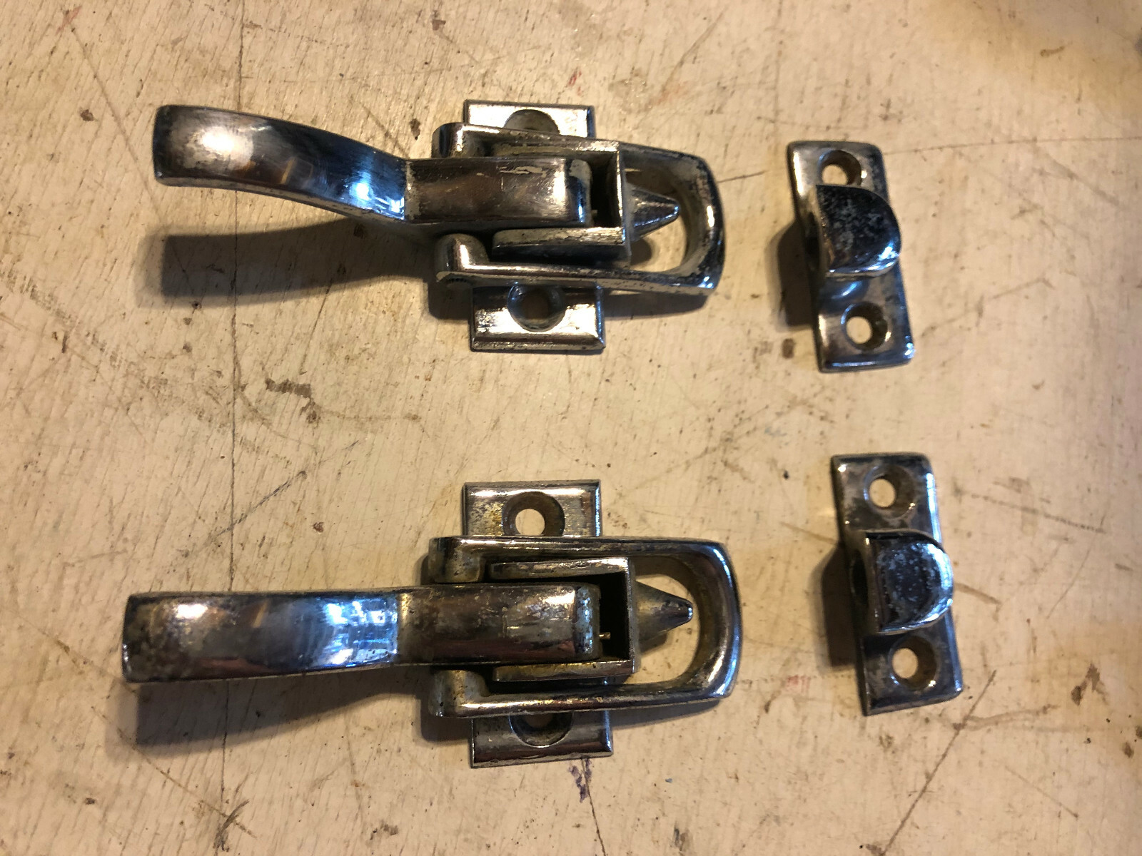 Triumph Herald Spitfire Vitesse TR4 TR5 Hood Soft Top Clip Set 609332 ...