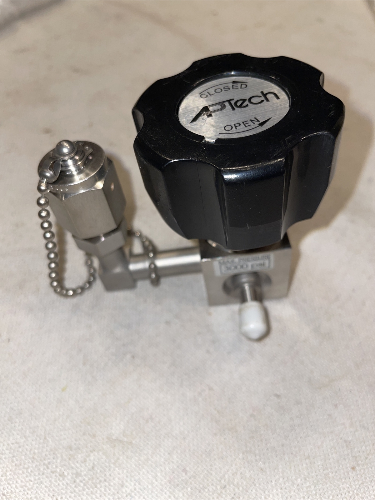 AP Tech AP3600S 3PWD ATC/3 max pressure 3000 psi, with Swagelok micro ...