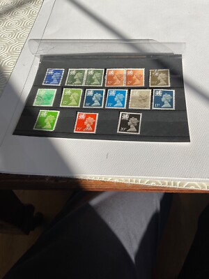 GB Welsh Regional Machin Definitive 15 stamp Selection 3 to 20p.Non ...