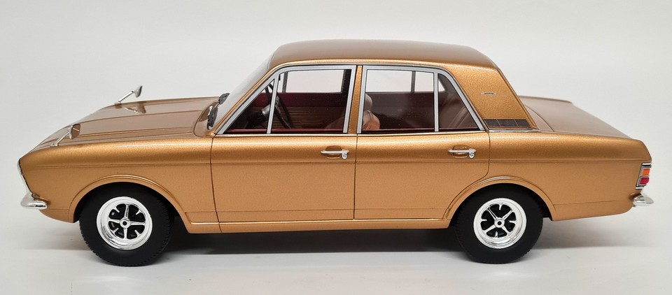 Cult 1/18 - Ford Cortina 1600E Gold Metallic 1970 Resin Scale Model Car ...