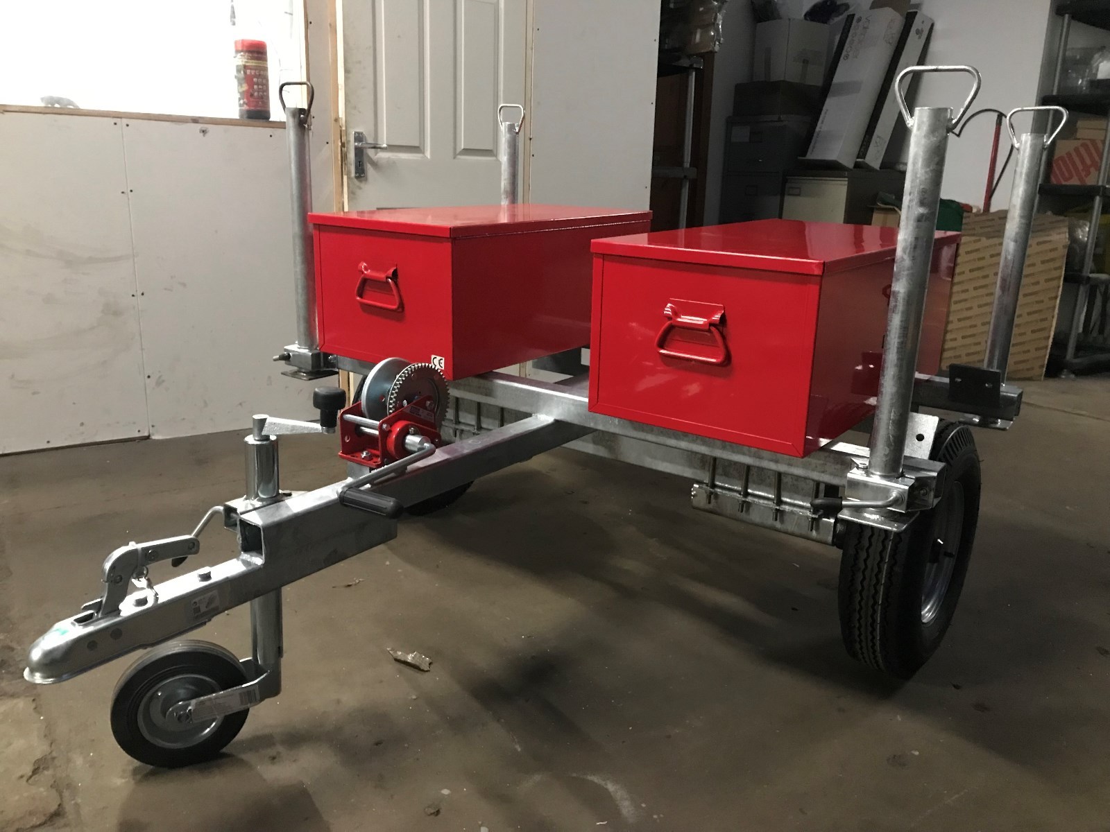 SOLAR POWERED LIGHTING, CCTV OR RADIO REPEATER TRAILER EASY ...