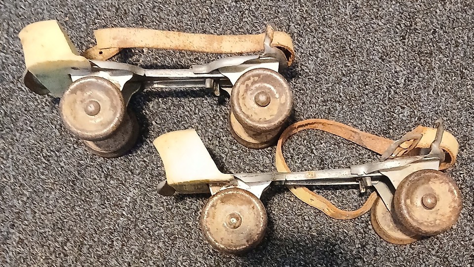 Vintage Union Brand Adjustable Youth Metal Roller Skates With Leather ...