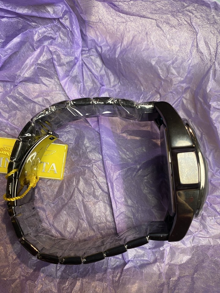 Invicta Lupah Model No. 17768, in plastic not functioning | eBay