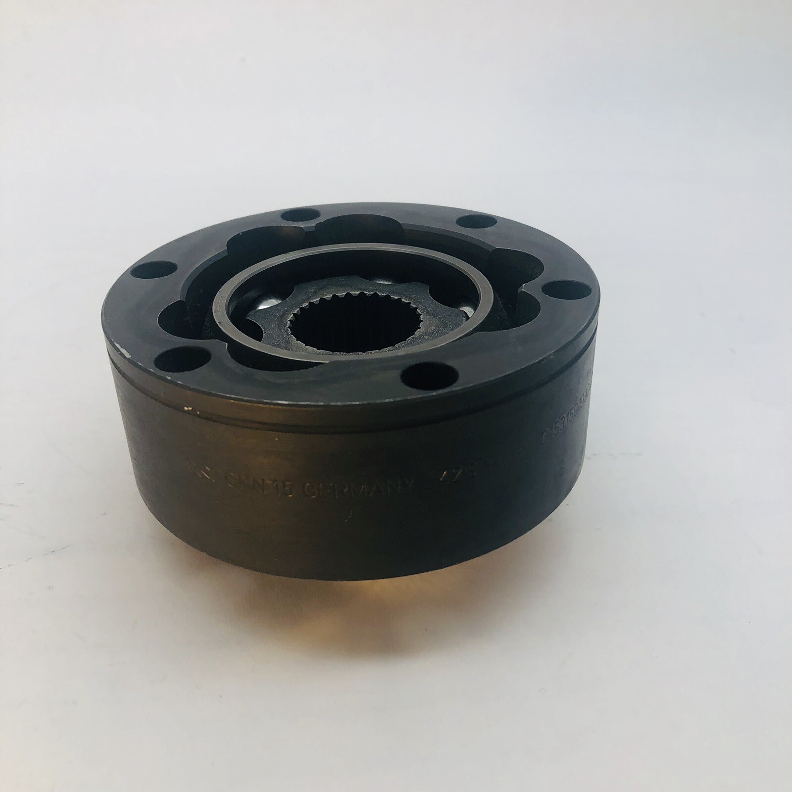 GKN Porsche 930 CV Joint for 28 Spline Axles With 300m Cage for sale ...