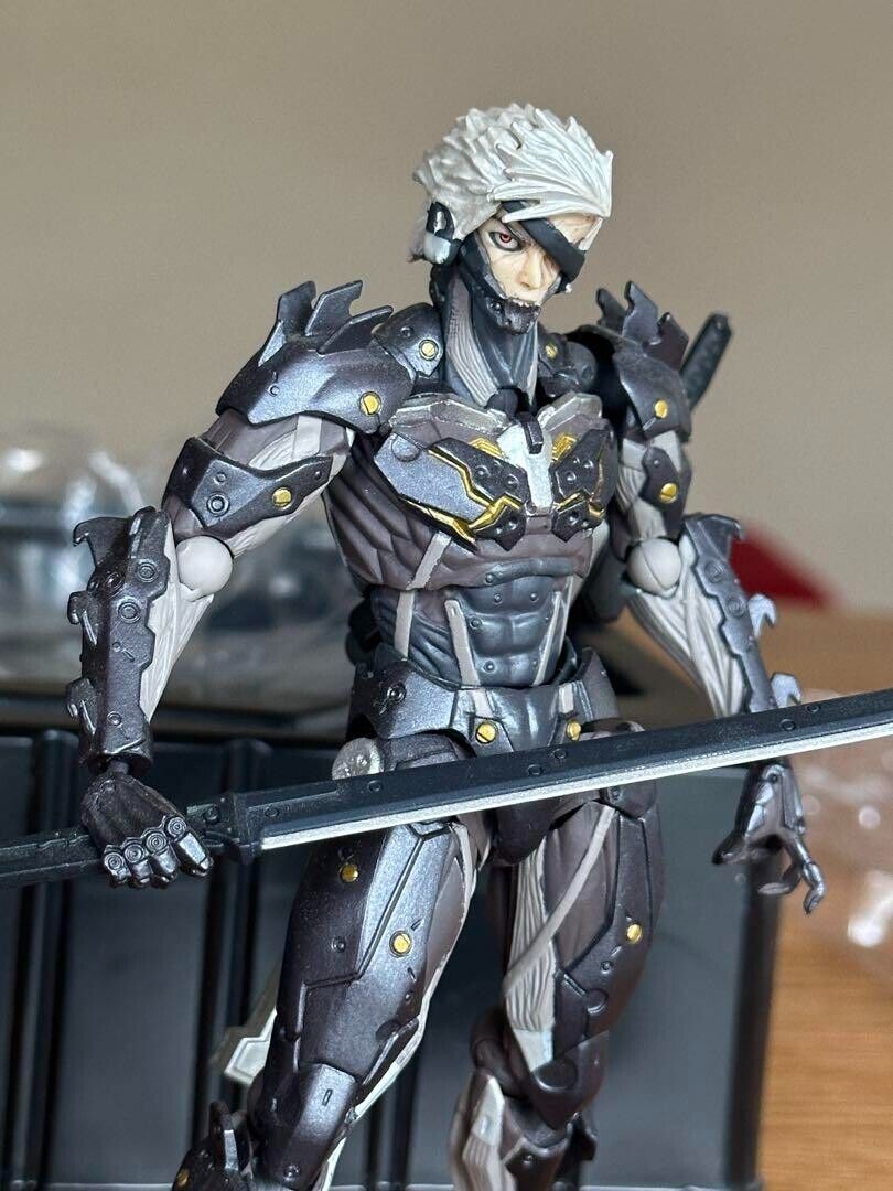 Revoltech Yamaguchi METAL GEAR RISING REVENGEANCE RAIDEN Figure No.140 ...