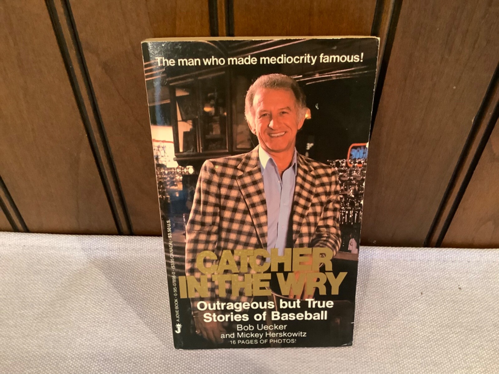 VINTAGE MLB MAJOR LEAGUE BASEBALL BOOKS & MAGAZINES, PUBLICATIONS 40 ...