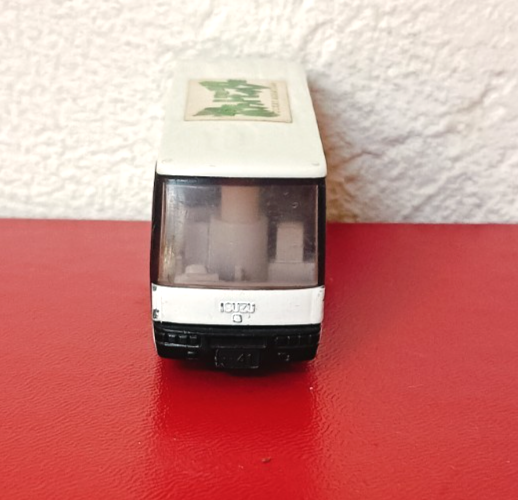 Tomica Pokemon Bus - Pikachu, Psyduck, Mew, Mewtwo, Snorlax, Meowth ...