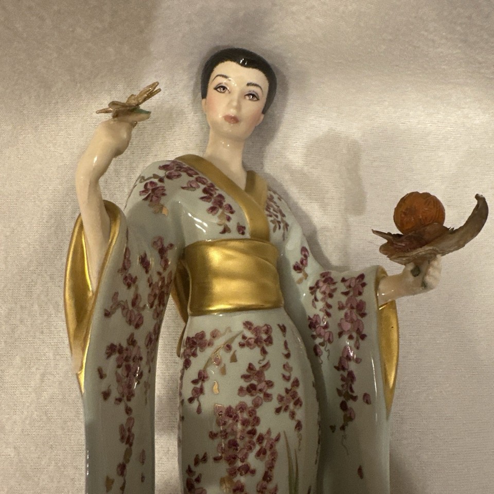 FRANKLIN MINT MARIKO PRINCESS OF THE WISTERIA BLOSSOMS Porcelain ...