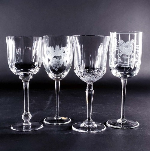 Assorted Wine Glasses Water Goblets Elegant Tall Stemmed Wine Glasses ...