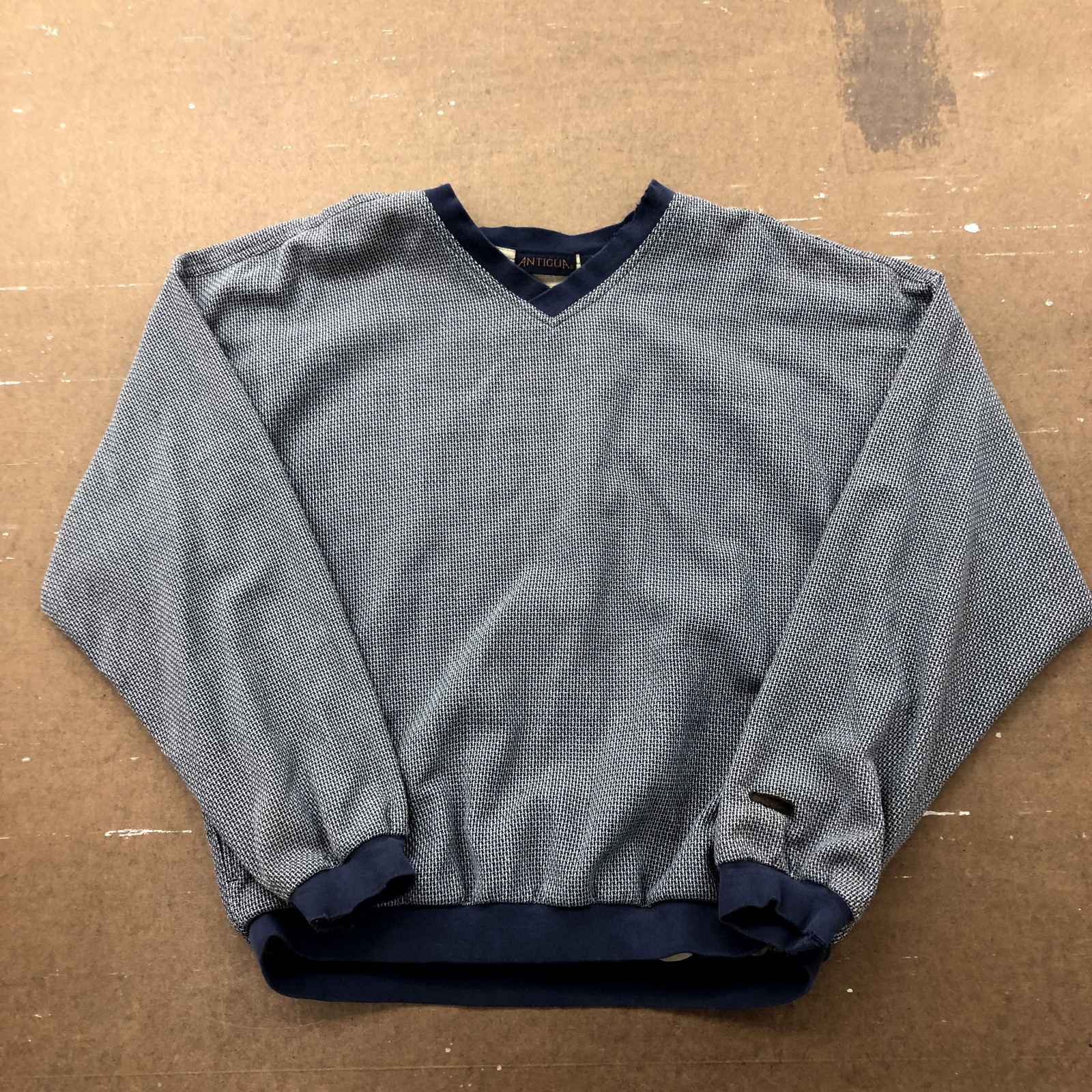 Vintage Antigua Blue Picnic Pattern Longsleeve V-Neck… - Gem