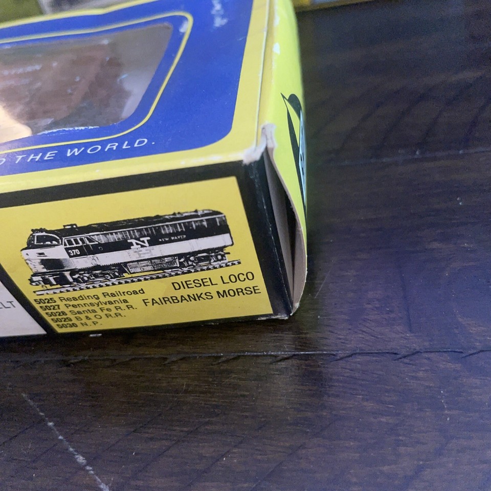 HO Trains Trolley Car AHM Set Of 4 Powered Electric Trains Good ...