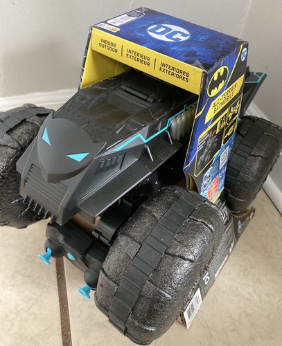 DC Batman (All-Terrain Batmobile Remote Control Vehicle) BRAND NEW! Age ...