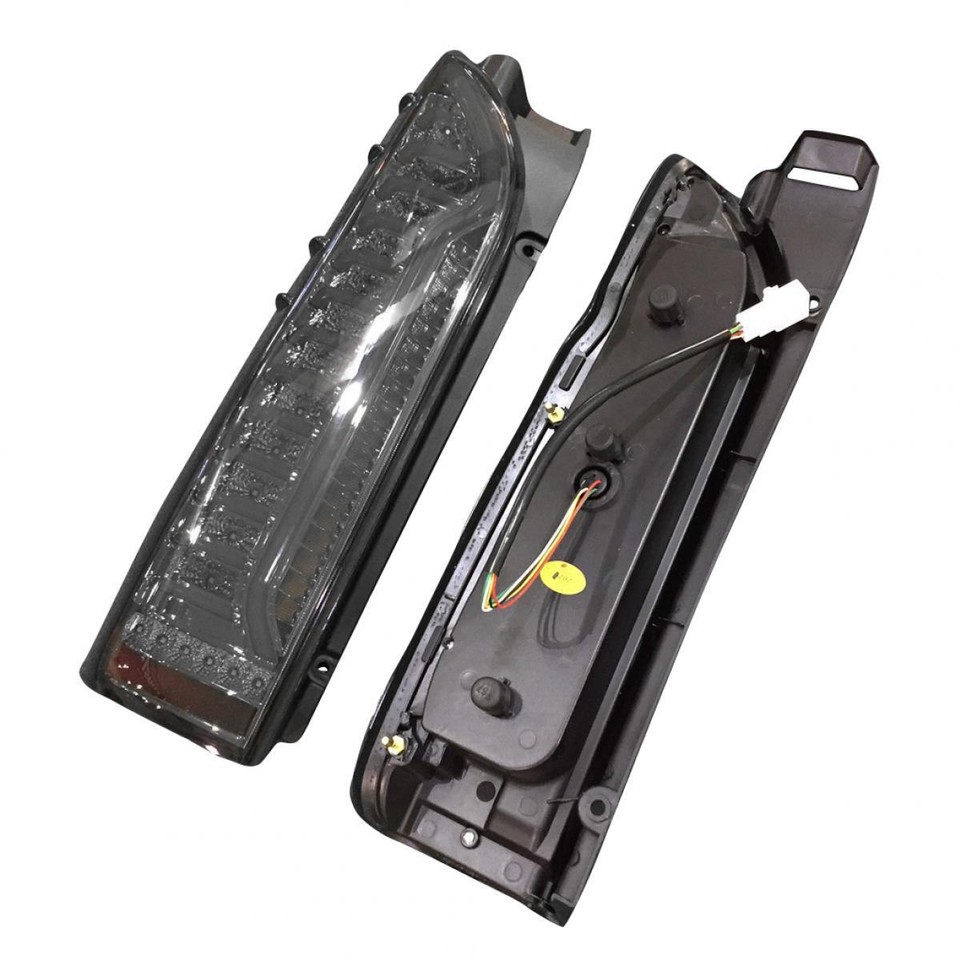 SET Tail Lamp Rear Light LED Smoke Lens For Toyota HiAce Van Commuter ...