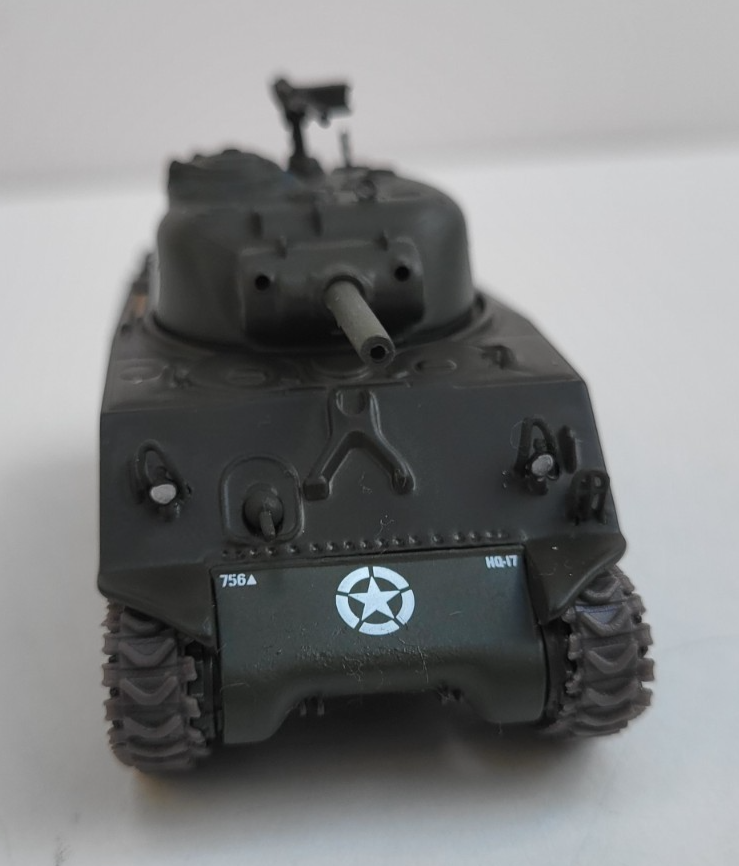 ALTAYA - AV04 - M4A3 SHERMAN - 756th TANK BTN - 105mm C.S. Tank - 1/72 ...