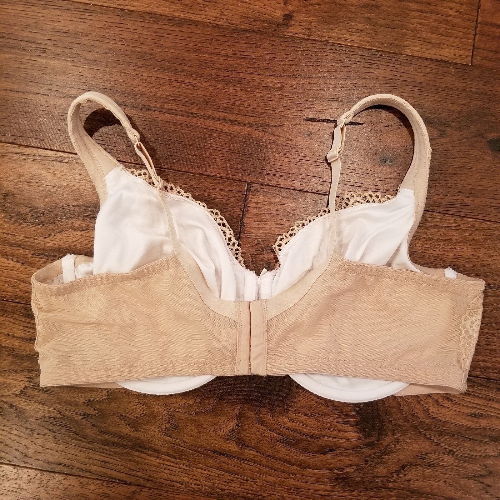 Cacique 44D Beige Modern Linear Lace Bra Crochet Over… - Gem