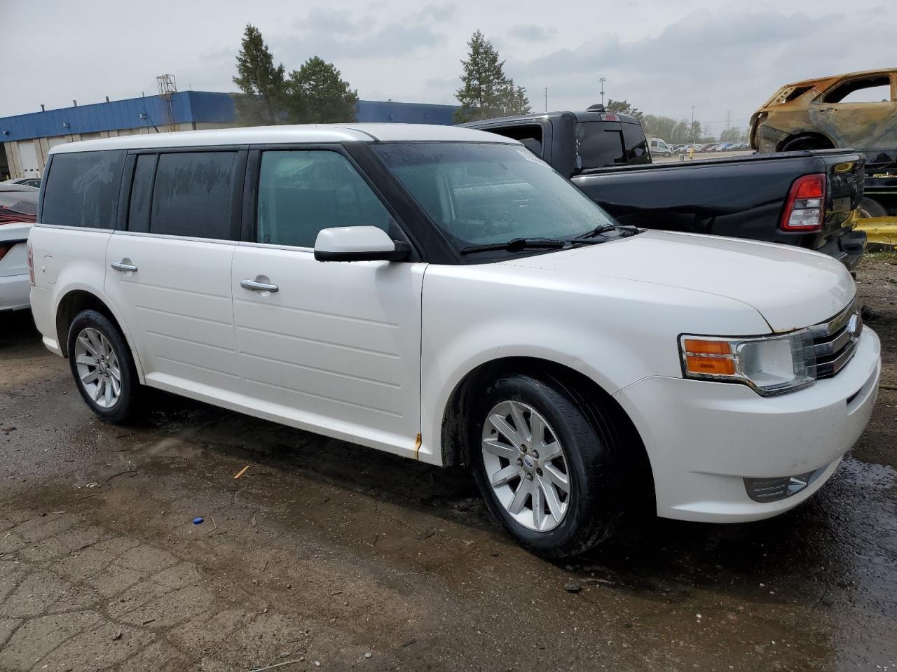 Lowered Ford Flex
