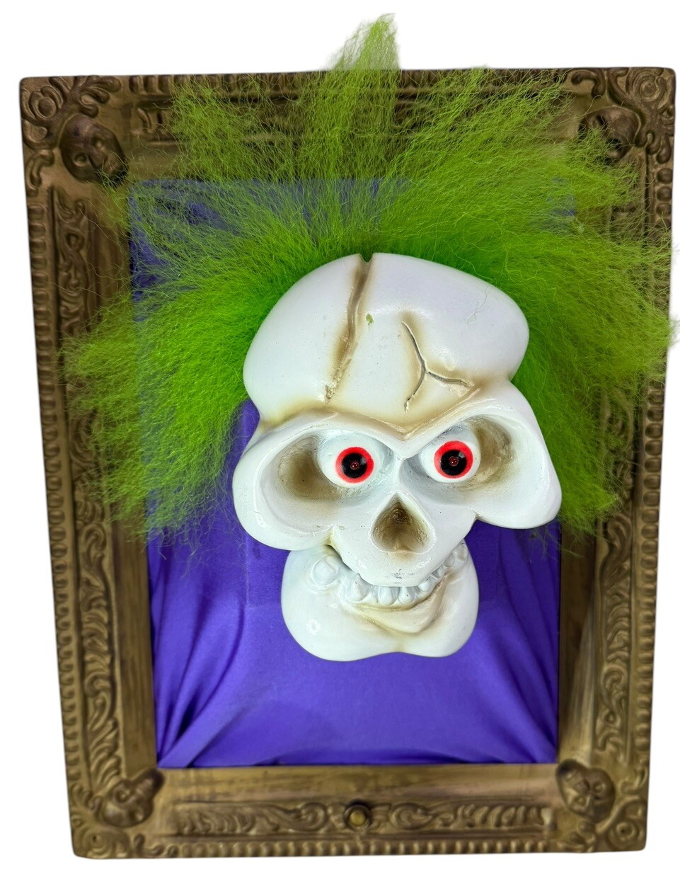 VIDEO Vintage 2002 Gemmy Talking Animatronic Skull in Picture Frame ...