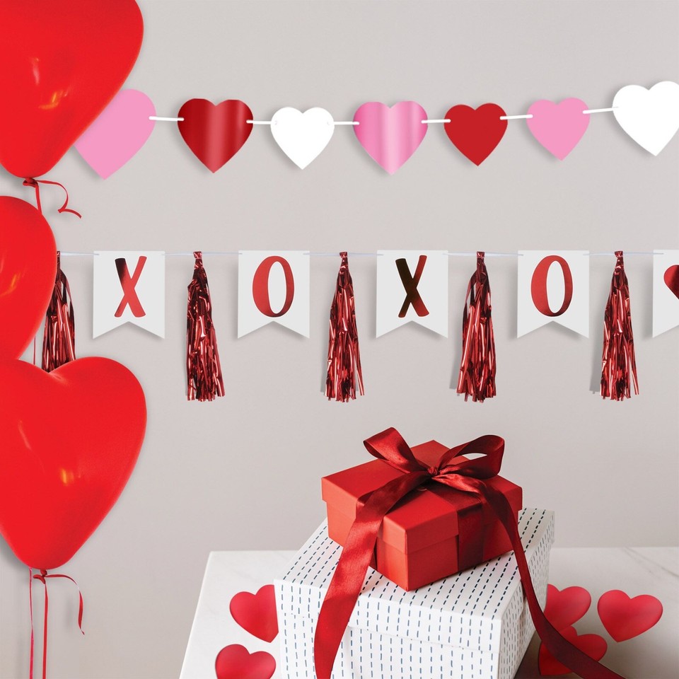 Beistle Valentine's Day 6 Foot Foil Red Silver Pink Hearts Streamer | eBay