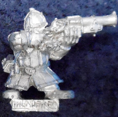 1999 Dwarf Thunderer 1 Citadel Thunderers Warhammer Games Workshop ...