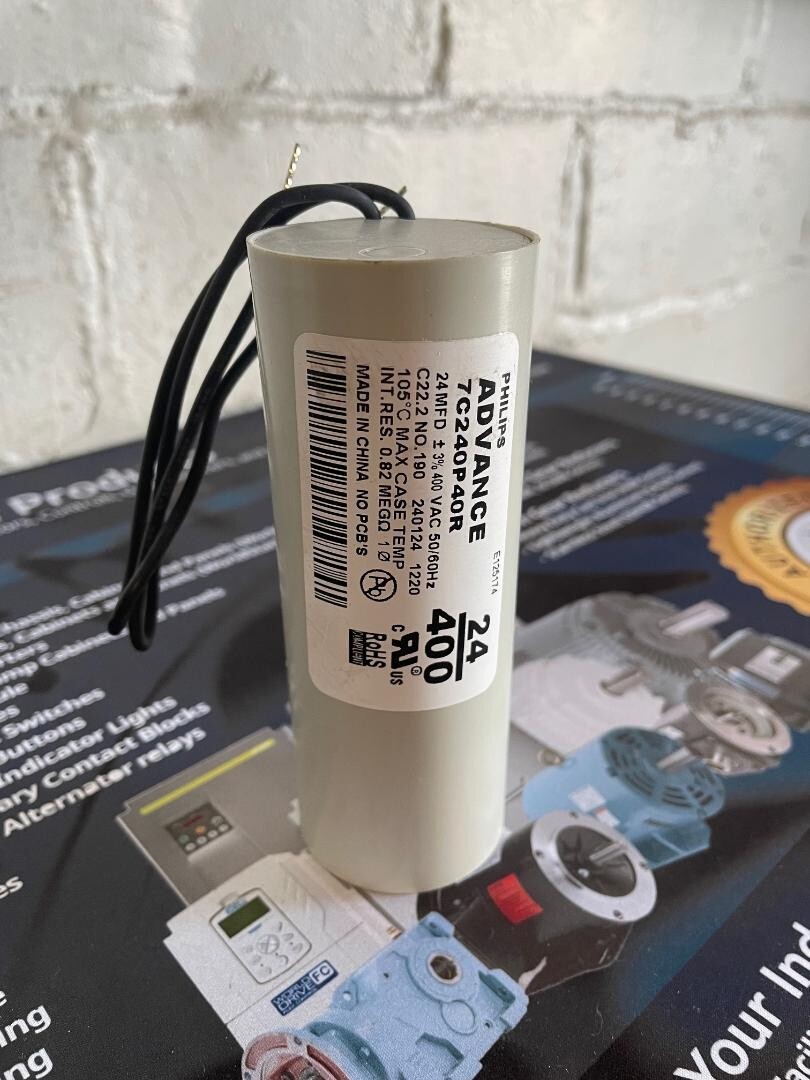 Phillips Advance 7C240P40R Capacitor Dry-film 24 MFD 400vac Round for ...
