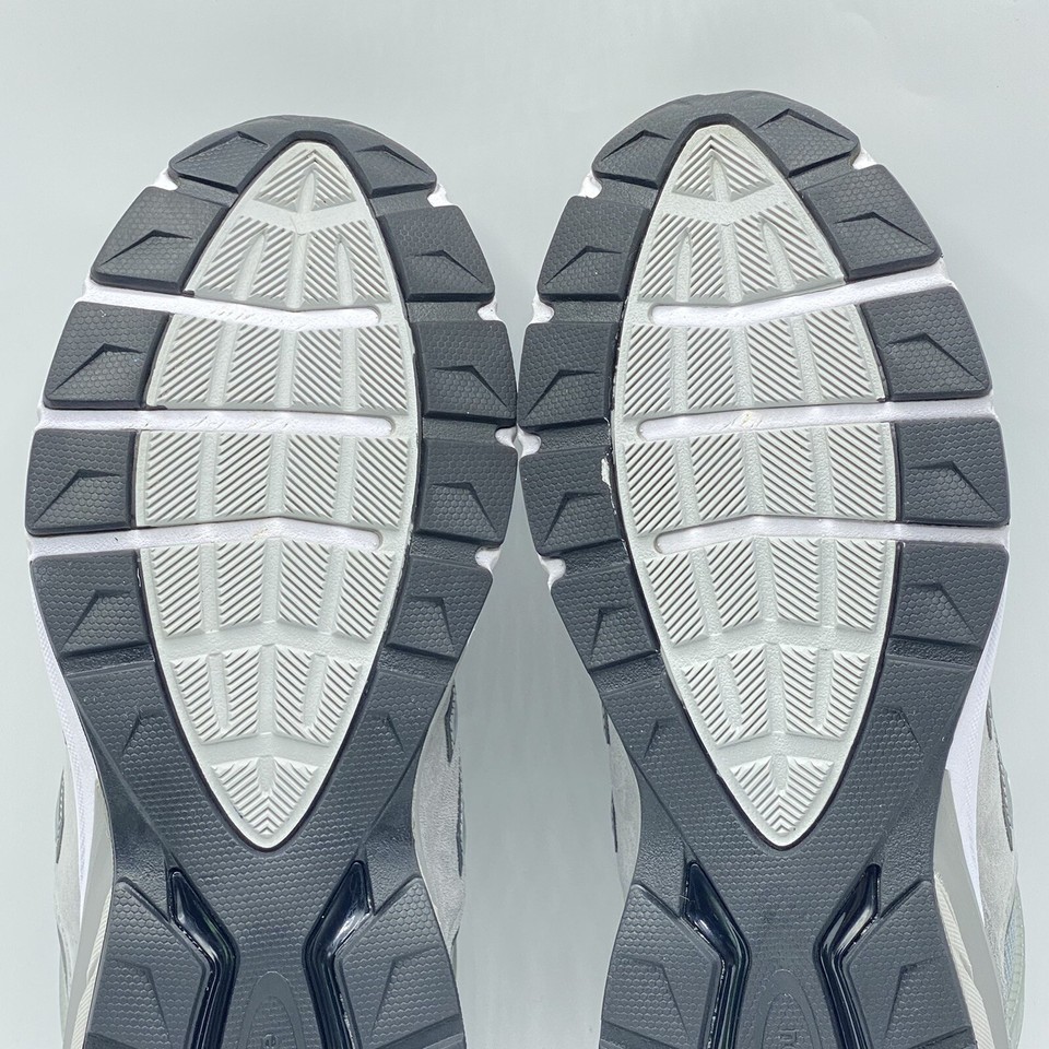 NEW BALANCE M990GL5 MEN SZ11(D) RUNNING SHOES GRAY WORN ONCE.18 | eBay