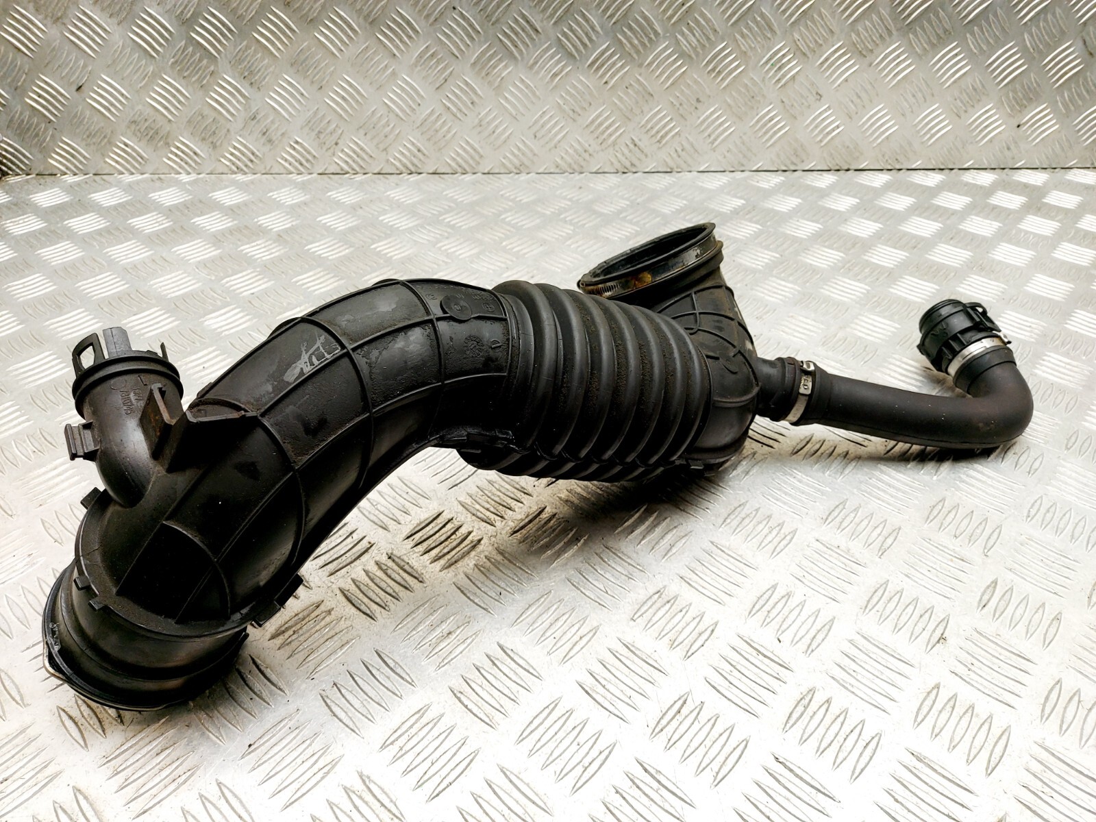 BMW 1 Series F20 2014 Turbo Air Intake Pipe 58650910 for sale online | eBay