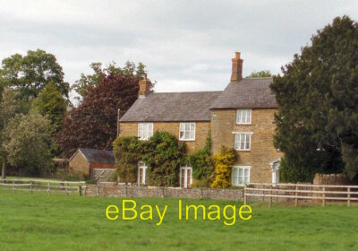 Photo 6x4 Houses in Upper Astrop From the bridleway c2007 | eBay UK