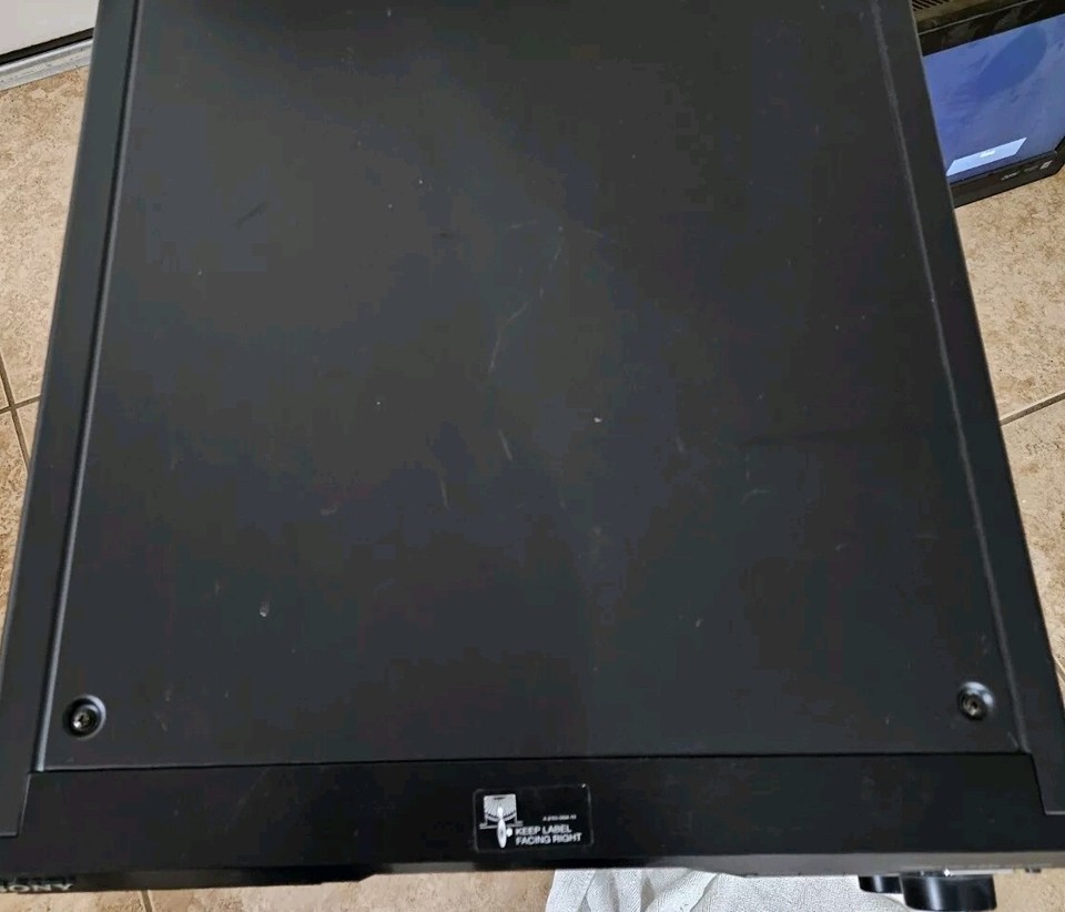 Sony CDP-CX400 400 Disc Storage Compact Changer CD Player. Please READ ...