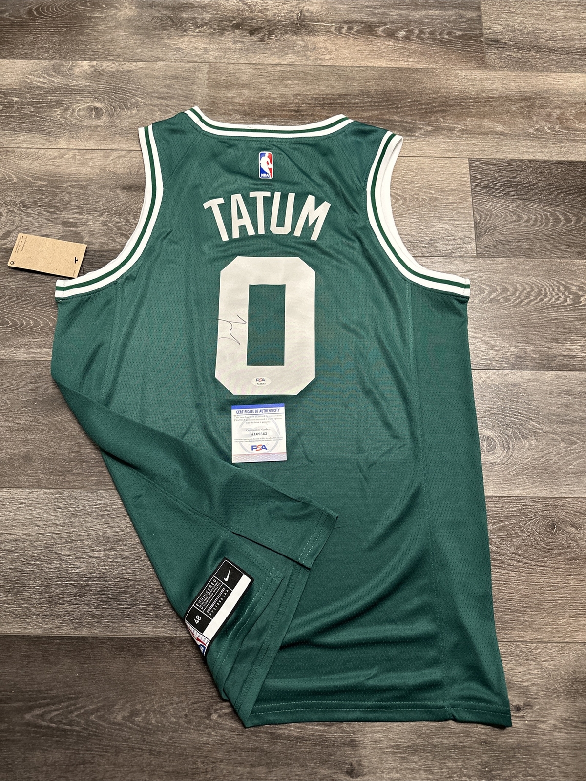 Jayson Tatum Autographed Memorabilia | Signed Photo, Jersey ...