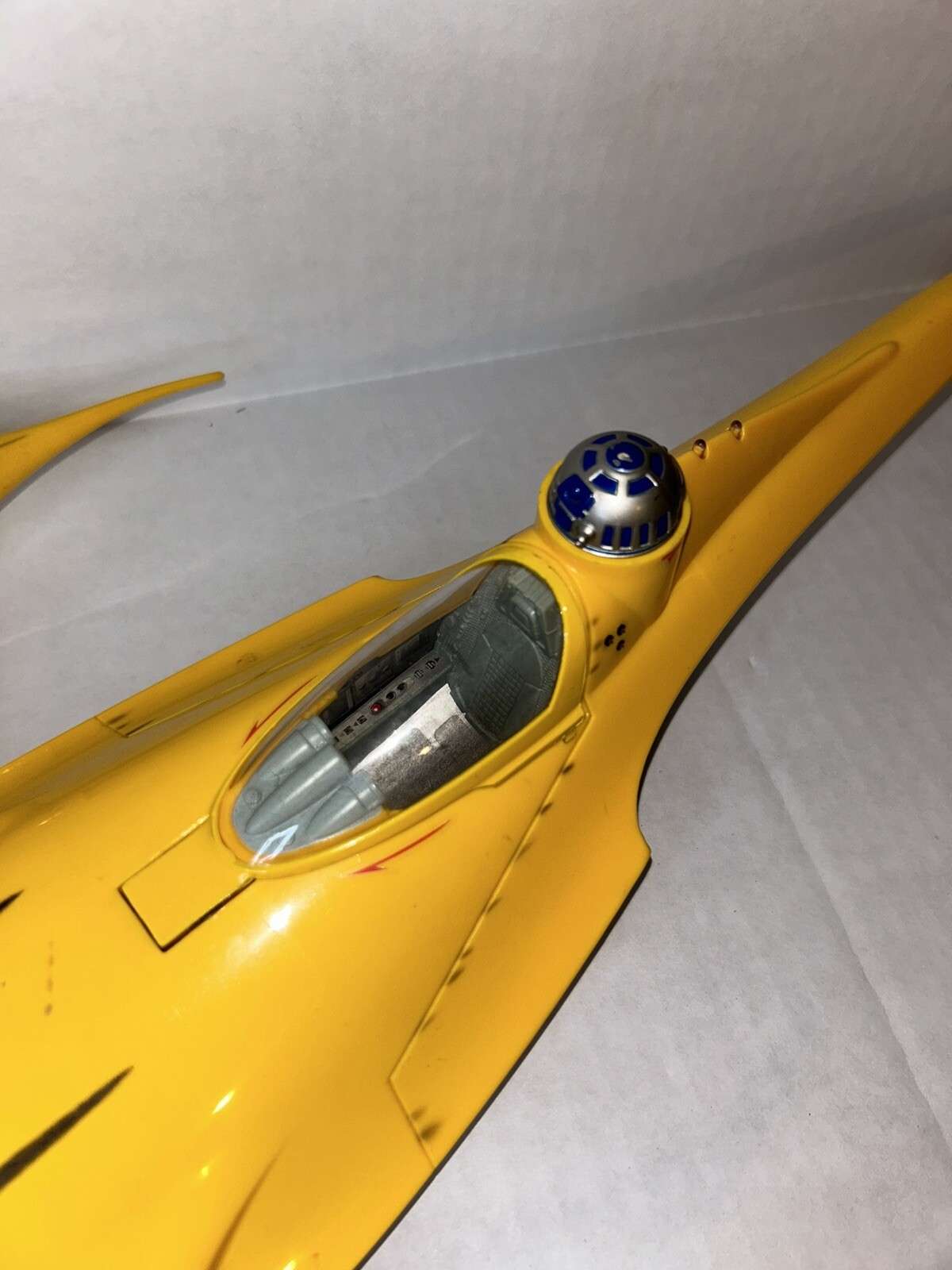 Hasbro Star Wars Episode 1 Electronic Naboo Fighter Toy Ship ...